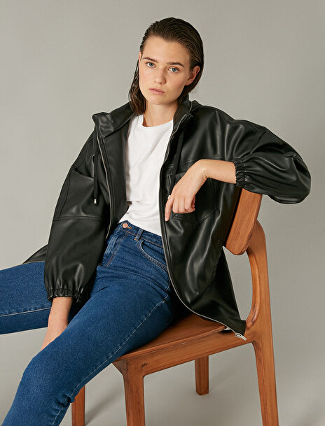 Koton Kadın Kapüşonlu Deri Görünümlü Yağmurluk