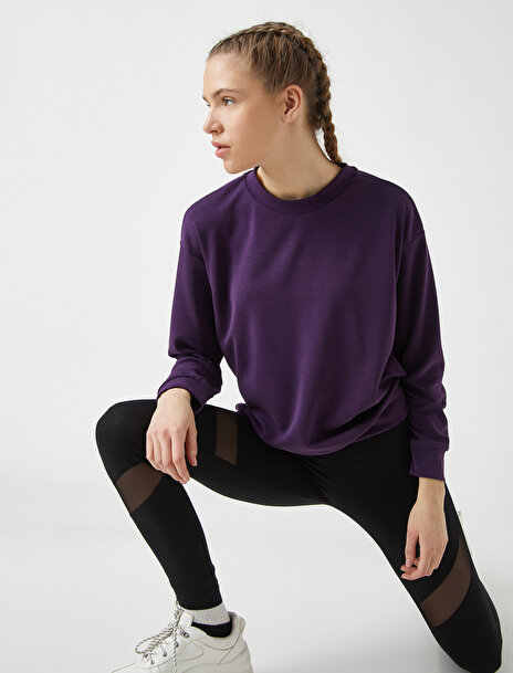 Koton Kadın Ebru Salli Loves Koton Bisiklet Yaka Sweatshirt Koton Kadın Ebru Salli Loves Koton Bisiklet Yaka Sweatshirt