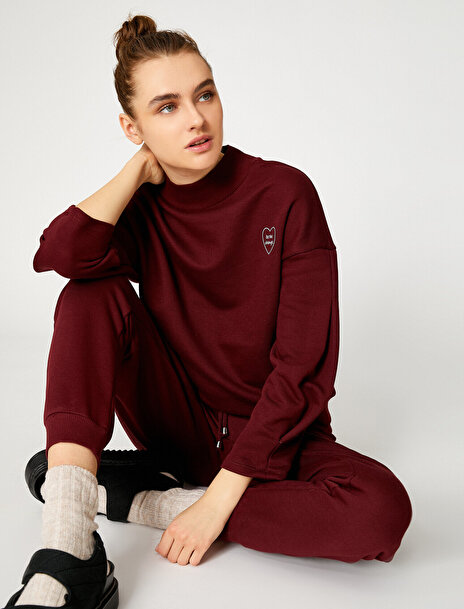 Koton Kadın Organik Pamuklu Dik Yaka Baskili Sweatshirt