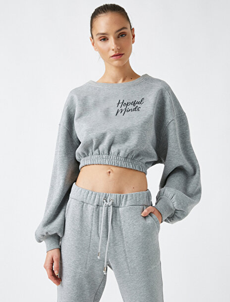 Koton Kadın Respect Life - Yaşama Saygı - Organik Pamuklu Bisiklet Yaka Yazılı Baskılı Crop Sweatshirt Koton Kadın Respect Life - Yaşama Saygı - Organik Pamuklu Bisiklet Yaka Yazılı Baskılı Crop Sweatshirt