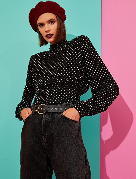 Koton Kadın Balıkçı Yaka Uzun Kollu Puantiyeli Bluz