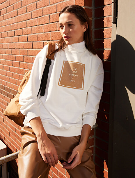 Koton Kadın %100 Pamuk Bisiklet Yaka Baskili Sweatshirt