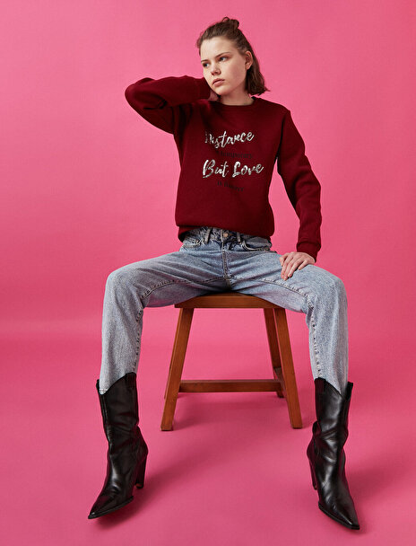 Koton Kadın Pamuklu Bisiklet Yaka Pullu Sweatshirt