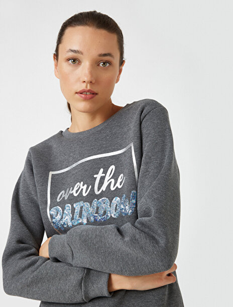 Koton Kadın Bisiklet Yaka Pullu Baskılı Sweatshirt