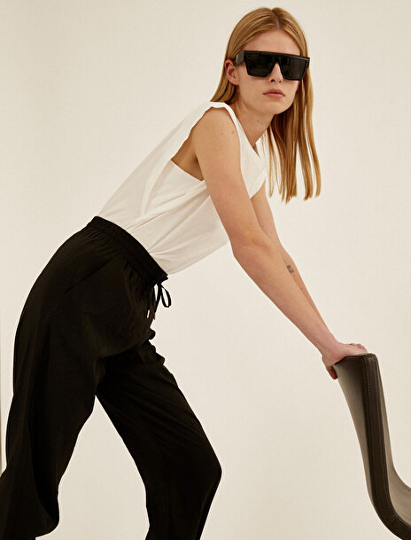 Koton Kadın Vatkalı Bisiklet Yaka Tişört Oversize