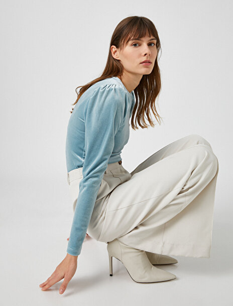 Koton Kadın Bisiklet Yaka Uzun Kollu Kadife Tişört