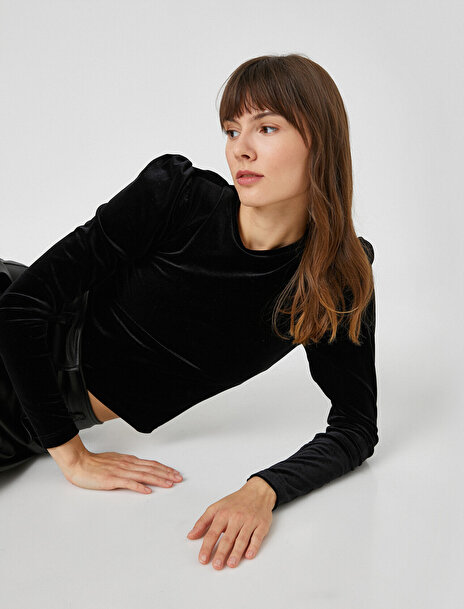 Koton Kadın Bisiklet Yaka Uzun Kollu Kadife Tişört