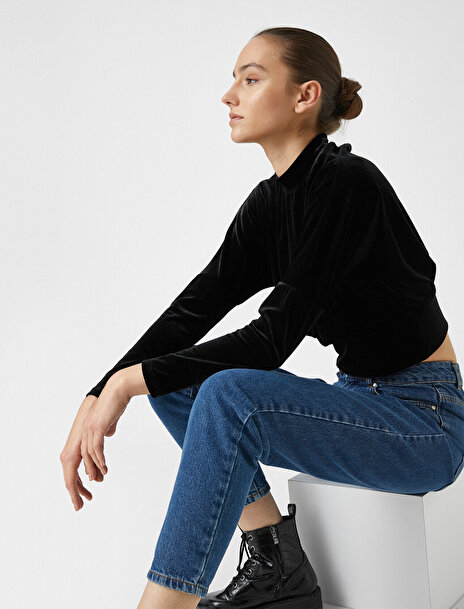 Koton Kadın Balıkçı Yaka Uzun Kollu Kadife Tişört