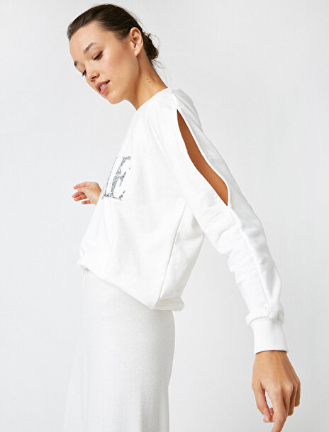 Koton Kadın Slogan Detaylı Pullu Sweatshirt Koton Kadın Slogan Detaylı Pullu Sweatshirt