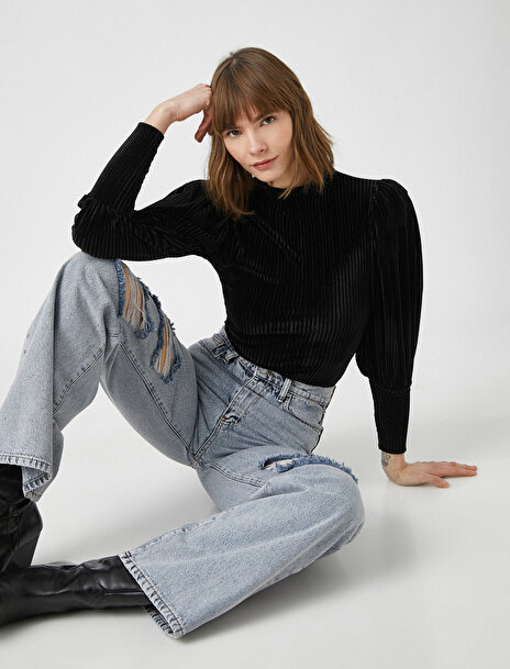 Koton Kadın Balıkçı Yaka Uzun Kollu Kadife Tişört