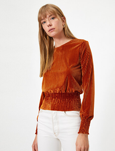 Koton Kadın Kadife Pileli Uzun Kollu Bisiklet Yaka T-Shirt