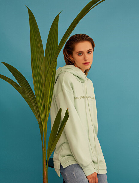 Koton Kadın Pamuklu Kapüşonlu Yazılı Baskılı Sweatshirt