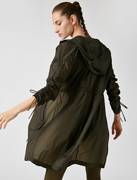 Koton Kadın Kapüşonlu Bağcıklı Yağmurluk