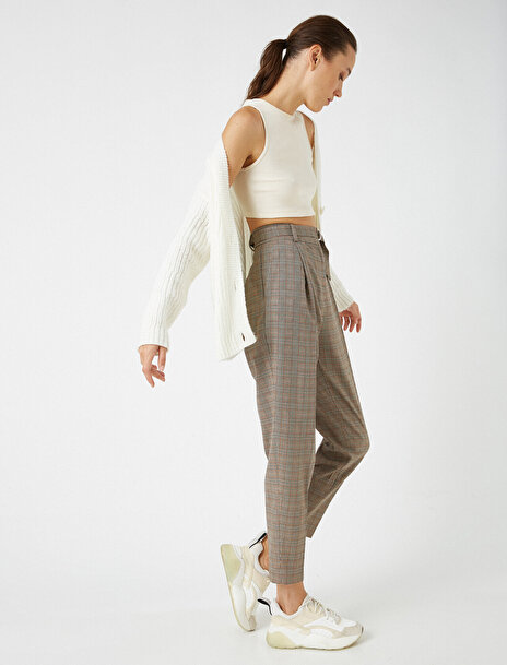 Koton Kadın Kemerli Ekose Pantolon