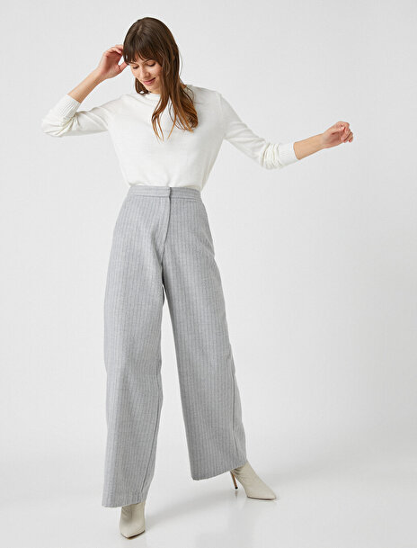 Koton Kadın Geniş Paça Yüksek Bel Çizgili Pantolon