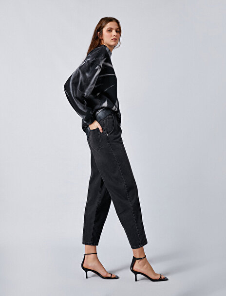 Koton Kadın Slouchy Jean - Yüksek Bel Baldırı Bol Paçada Darlaşan Salaş Kesim Pantolon Koton Kadın Slouchy Jean - Yüksek Bel Baldırı Bol Paçada Darlaşan Salaş Kesim Pantolon