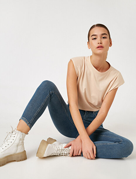 Koton Kadın Carmen Jean Yüksek Bel Dar Kesim Dar Paça Pantolon