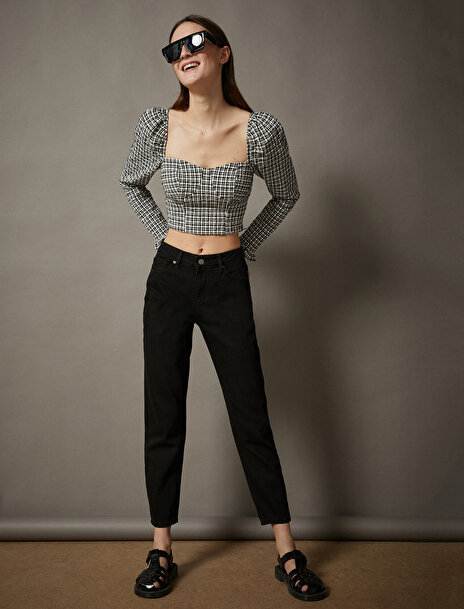 Koton Kadın Organik Pamuklu Mom Jean Yüksek Bel Rahat Kesim Dar Paça Pantolon Koton Kadın Organik Pamuklu Mom Jean Yüksek Bel Rahat Kesim Dar Paça Pantolon