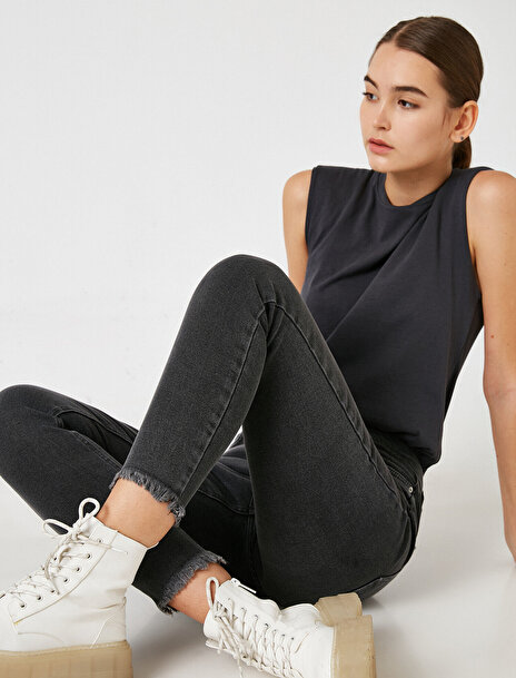 Koton Kadın Carmen Jean - Yüksek Bel Dar Kesim Dar Paça Pantolon