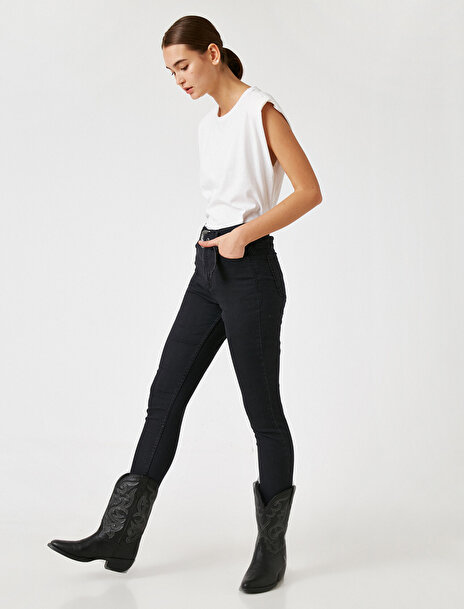 Koton Kadın Pamuklu Skinny Carmen Jean - Yüksek Bel Dar Kesim Dar Paça Pantolon Koton Kadın Pamuklu Skinny Carmen Jean - Yüksek Bel Dar Kesim Dar Paça Pantolon