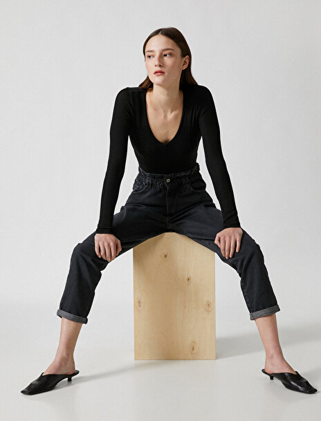 Koton Kadın Mom Jean - Normal Bel Dar Kesim Dar Paça Jean  Pantolon