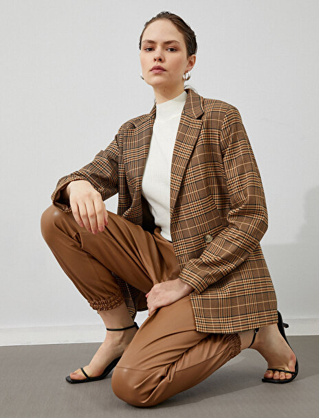 Koton Kadın Düğmeli Ekose Ceket