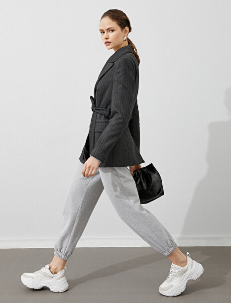 Koton Kadın Beli Bağlamalı Çizgili Ceket