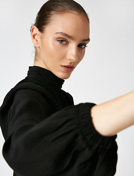 Koton Kadın Viskon Vatkalı Dik Yaka Uzun Kollu Bluz