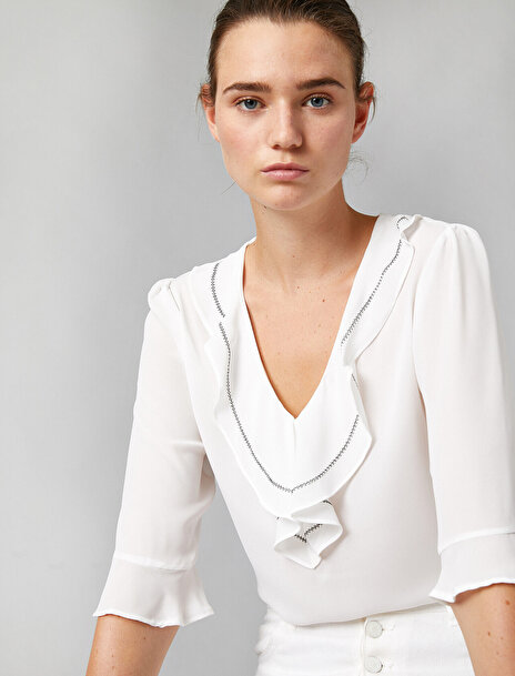 Koton Kadın 3/4 Kol V Yaka Volanlı Bluz