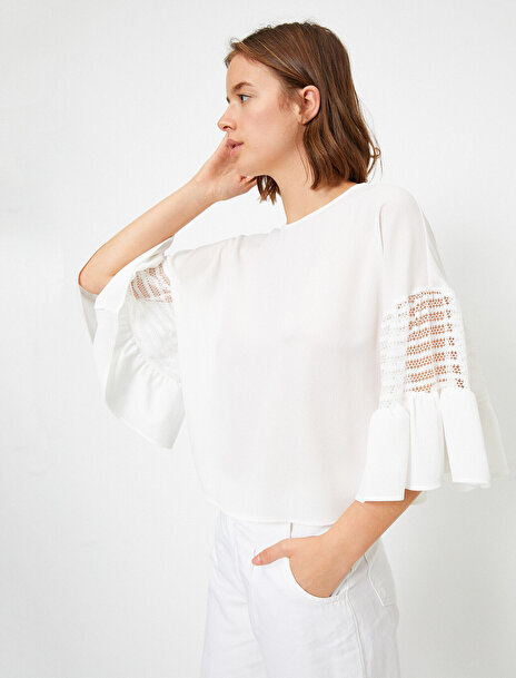 Koton Kadın Fırfırlı Bisiklet Yaka Kol Detaylı Bluz