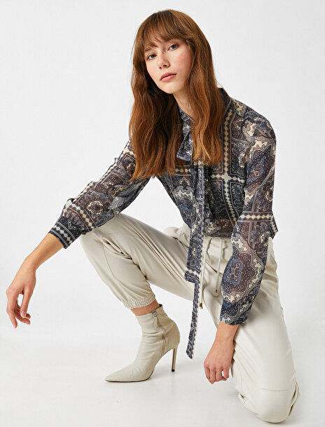 Koton Kadın Fular Yaka Etnik Desenli Uzun Kollu Şifon Bluz