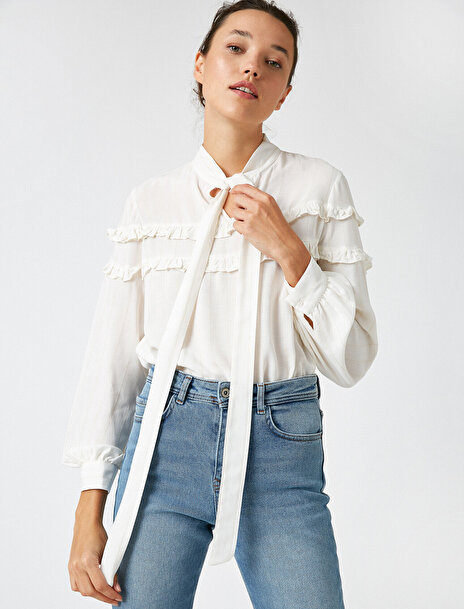 Koton Kadın Fular Yaka Fırfır Detaylı Uzun Kollu Bluz