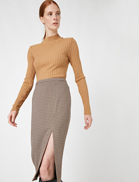 Koton Kadın Kazayağı Desenli Yırtmaçlı Etek