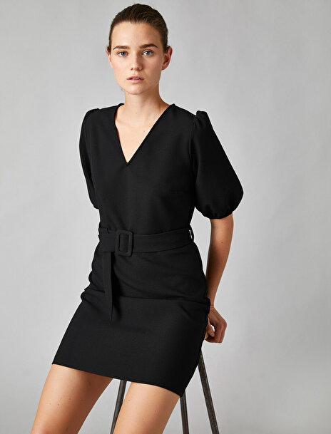 Koton Kadın V Yaka Kemerli Mini Elbise