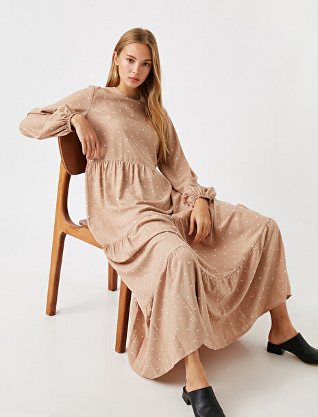 Koton Kadın Bisiklet Yaka Uzun Kollu Puantiyeli Uzun Elbise