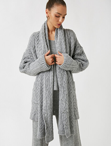 Koton Kadın Arzu Sabancı for Koton Örgü Atkı