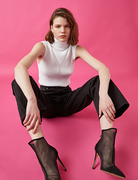 Koton Kadın Balıkçı Yaka Kolsuz Triko Kazak