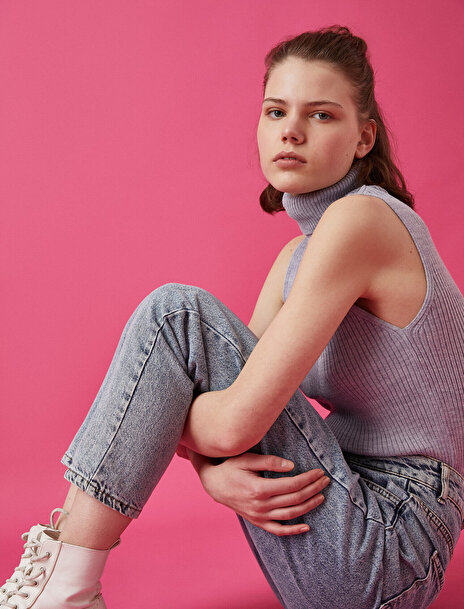 Koton Kadın Balıkçı Yaka Kolsuz Triko Kazak