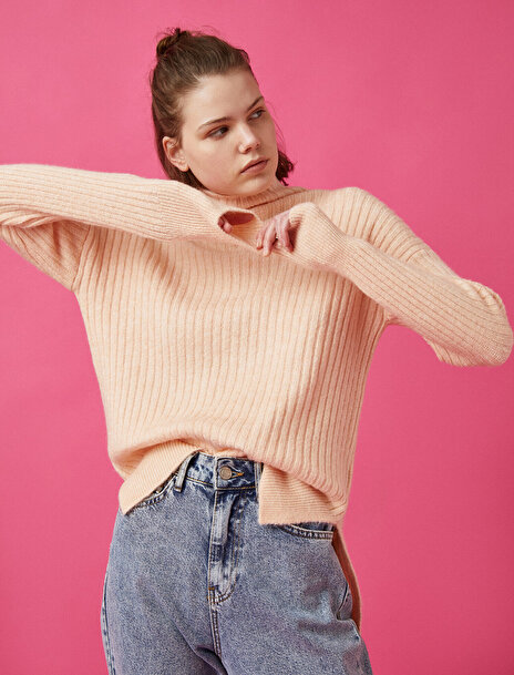 Koton Kadın Balıkçı Yaka Uzun Kollu Oversize Triko Kazak