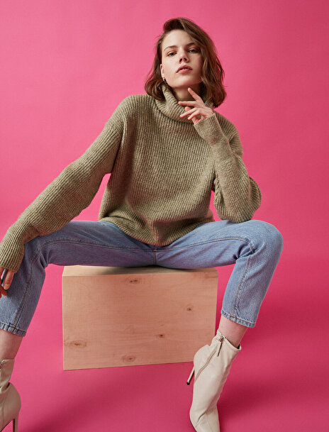 Koton Kadın Uzun Kollu Balıkçı Yaka Oversize Kazak Triko