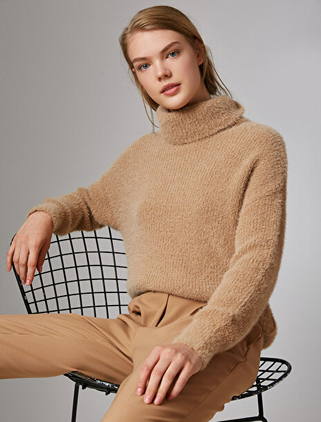 Koton Kadın Balıkçı Yaka Oversize Triko Kazak