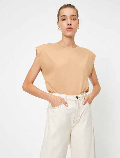 Koton Kadın Pamuklu Vatkalı Kısa Kollu Tişört