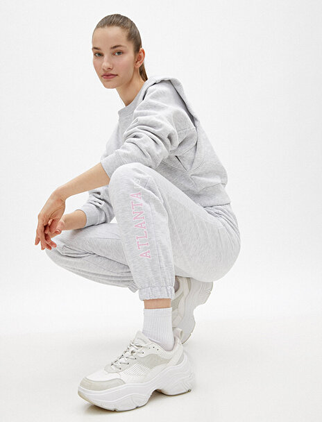 Koton Kadın %100 Pamuk Slogan Detayli Jogger Esofman Alti