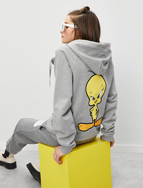 Koton Kadın Warner Bros Lisanslı Kapüşonlu Tweety Sweatshirt