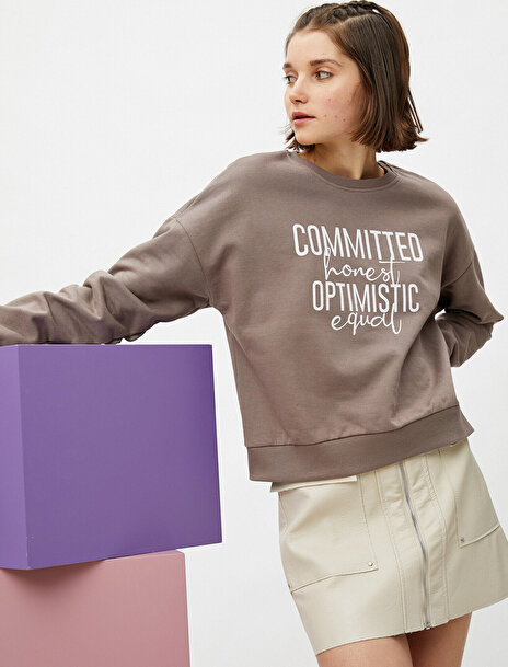 Koton Kadın %100 Pamuk Bisiklet Yaka Yazılı Baskılı Sweatshirt