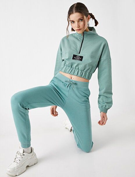 Koton Ole Genç Kız %100 Pamuk Sloganlı Crop Sweatshirt Koton Ole Genç Kız %100 Pamuk Sloganlı Crop Sweatshirt