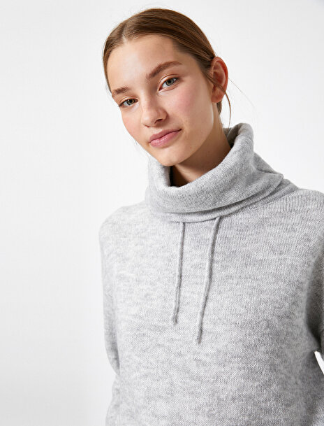 Koton Kadın Sal Yaka Uzun Kollu Oversize Örme Triko Kazak