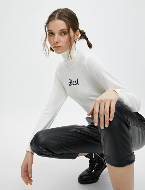 Koton Ole Genç Kız Uzun Kollu Balıkçı Yaka Nakışlı Triko Kazak