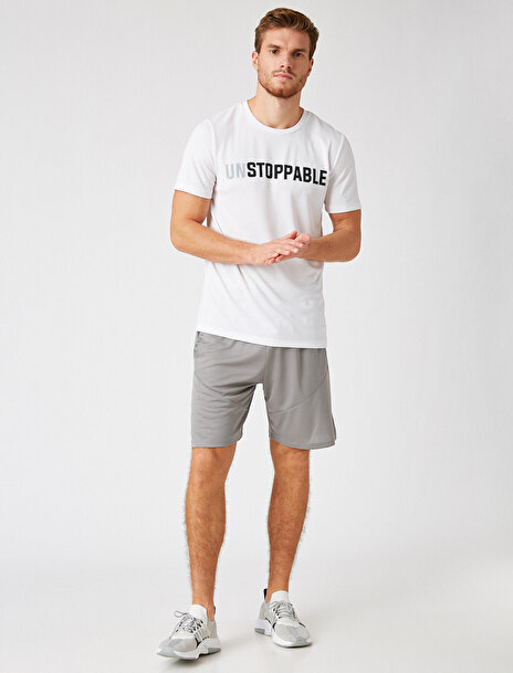 Koton Erkek Normal Bel Cepli Slogan Baskılı Şort