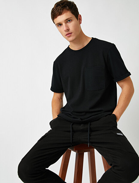 Koton Erkek Cepli Kisa Kollu Basic Tisört Koton Erkek Cepli Kisa Kollu Basic Tisört